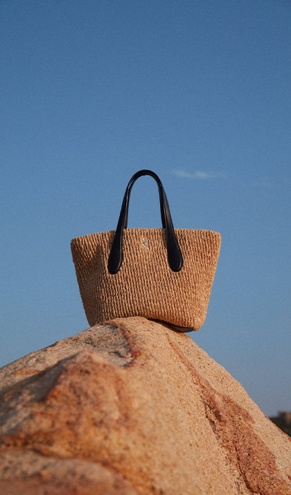 CAFUNÉ | Official Online Store | Modern Leather Accessories – Cafuné